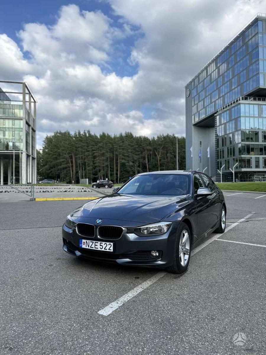 Pelēks BMW 320 2014 Viļņa, ar dzinēja tilpumu 2.00 L un nobraukumu 262 tūkst. km par 8500 €, foto 1 vietnē AUTOMOTO.COM.LV