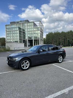 Pelēks BMW 320 2014 Viļņa, ar dzinēja tilpumu 2.00 L un nobraukumu 262 tūkst. km par 8500 €, foto 4 vietnē AUTOMOTO.COM.LV