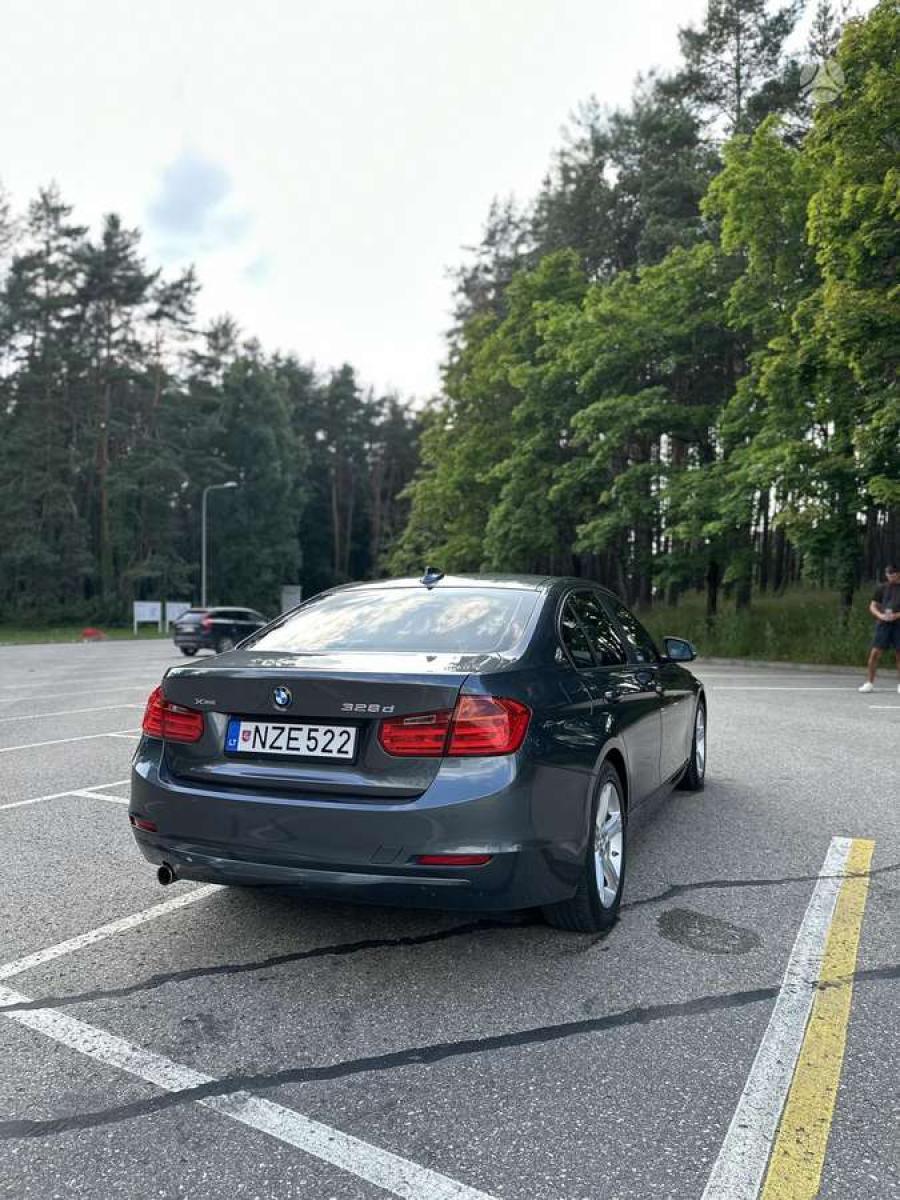 Pelēks BMW 320 2014 Viļņa, ar dzinēja tilpumu 2.00 L un nobraukumu 262 tūkst. km par 8500 €, foto 7 vietnē AUTOMOTO.COM.LV