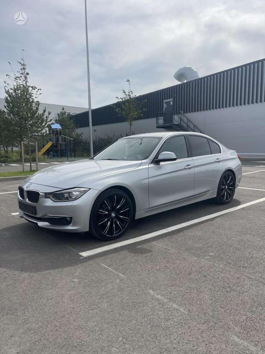 Grey BMW 320 2014 in Kaunas, with an engine capacity of 0.20 L and mileage of 355 thousand km for 7750 €, photo 3 on AUTOMOTO.COM.LV