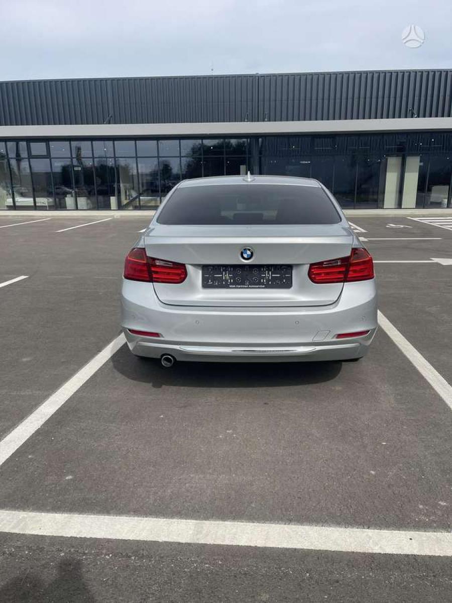 Grey BMW 320 2014 in Kaunas, with an engine capacity of 0.20 L and mileage of 355 thousand km for 7750 €, photo 6 on AUTOMOTO.COM.LV