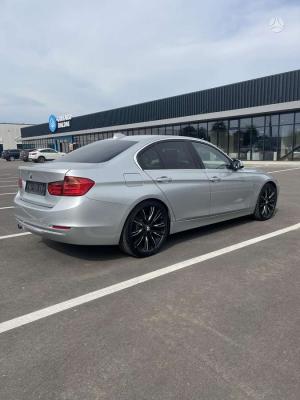 Grey BMW 320 2014 in Kaunas, with an engine capacity of 0.20 L and mileage of 355 thousand km for 7750 €, photo 7 on AUTOMOTO.COM.LV