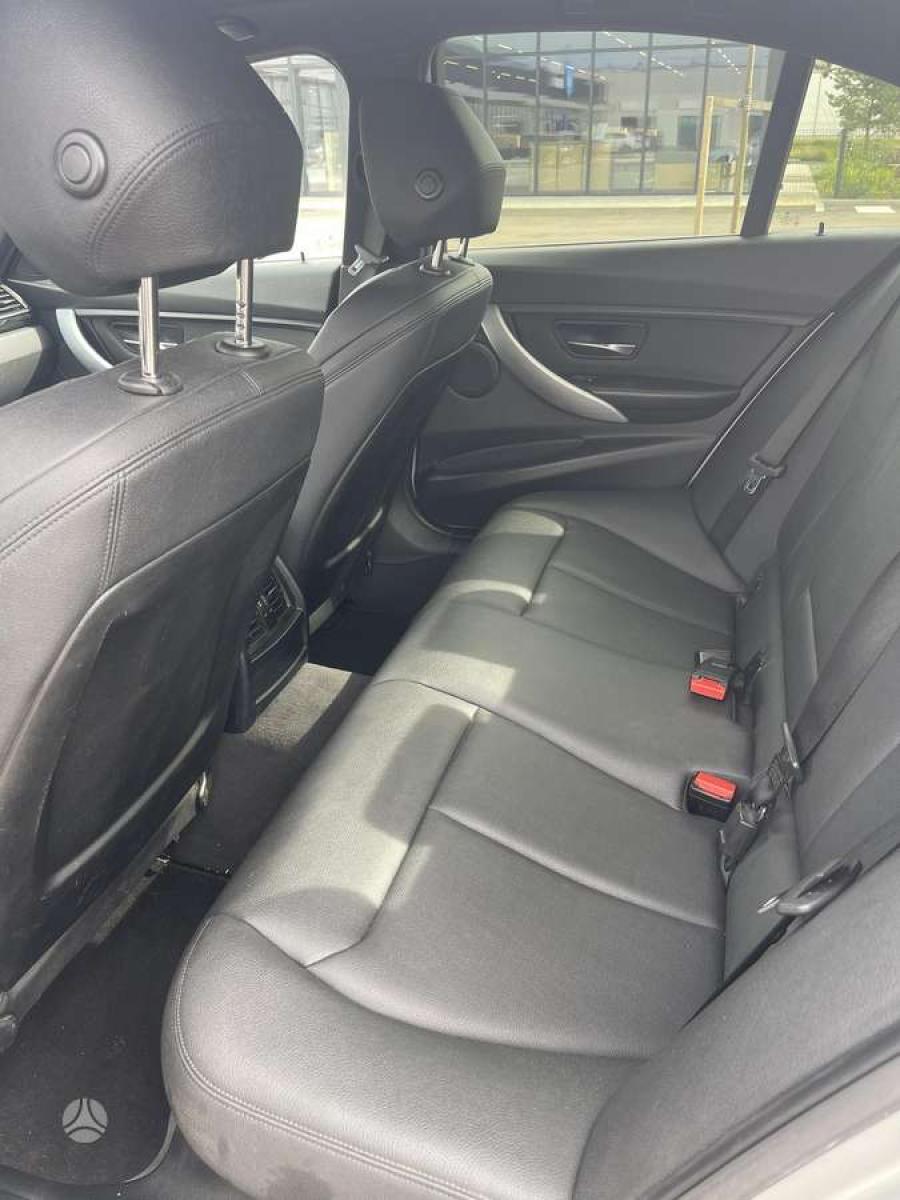 Grey BMW 320 2014 in Kaunas, with an engine capacity of 0.20 L and mileage of 355 thousand km for 7750 €, photo 11 on AUTOMOTO.COM.LV