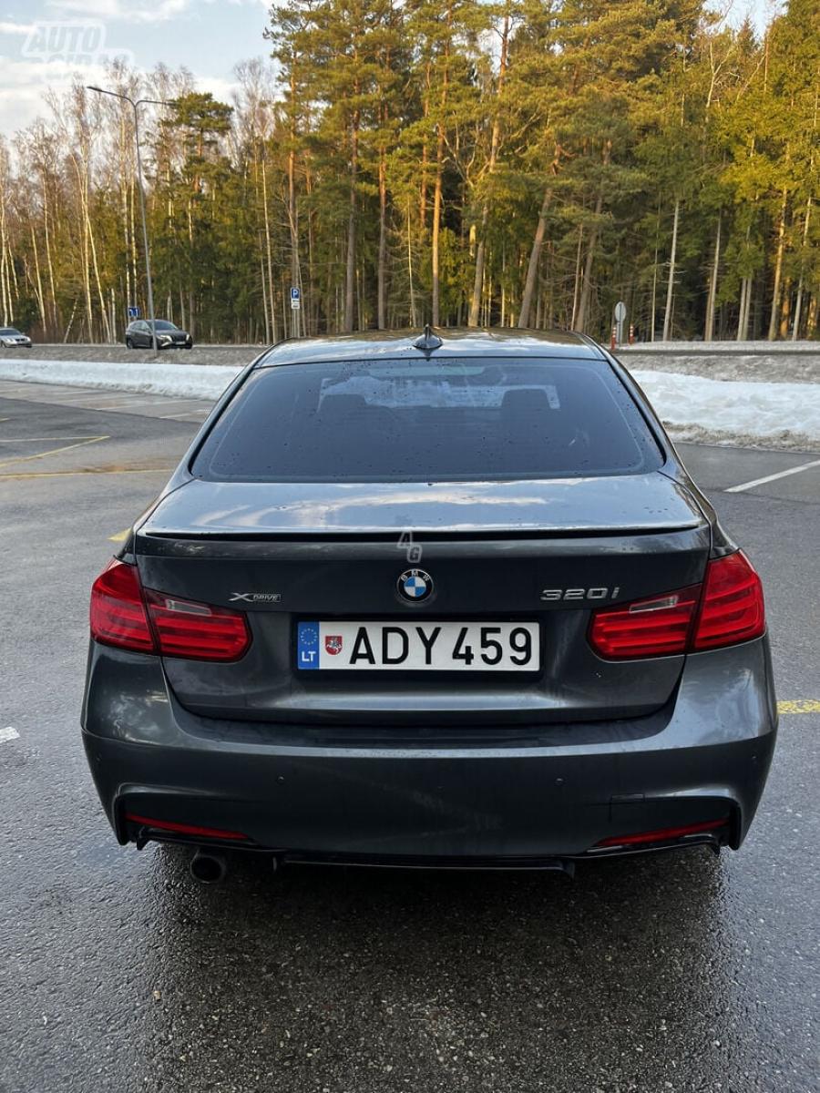 Grey BMW 320 2015 in Klaipeda, with an engine capacity of 2.00 L and mileage of 141 thousand km for 10600 €, photo 4 on AUTOMOTO.COM.LV