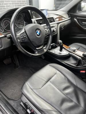Grey BMW 320 2015 in Klaipeda, with an engine capacity of 2.00 L and mileage of 141 thousand km for 10200 €, photo 11 on AUTOMOTO.COM.LV