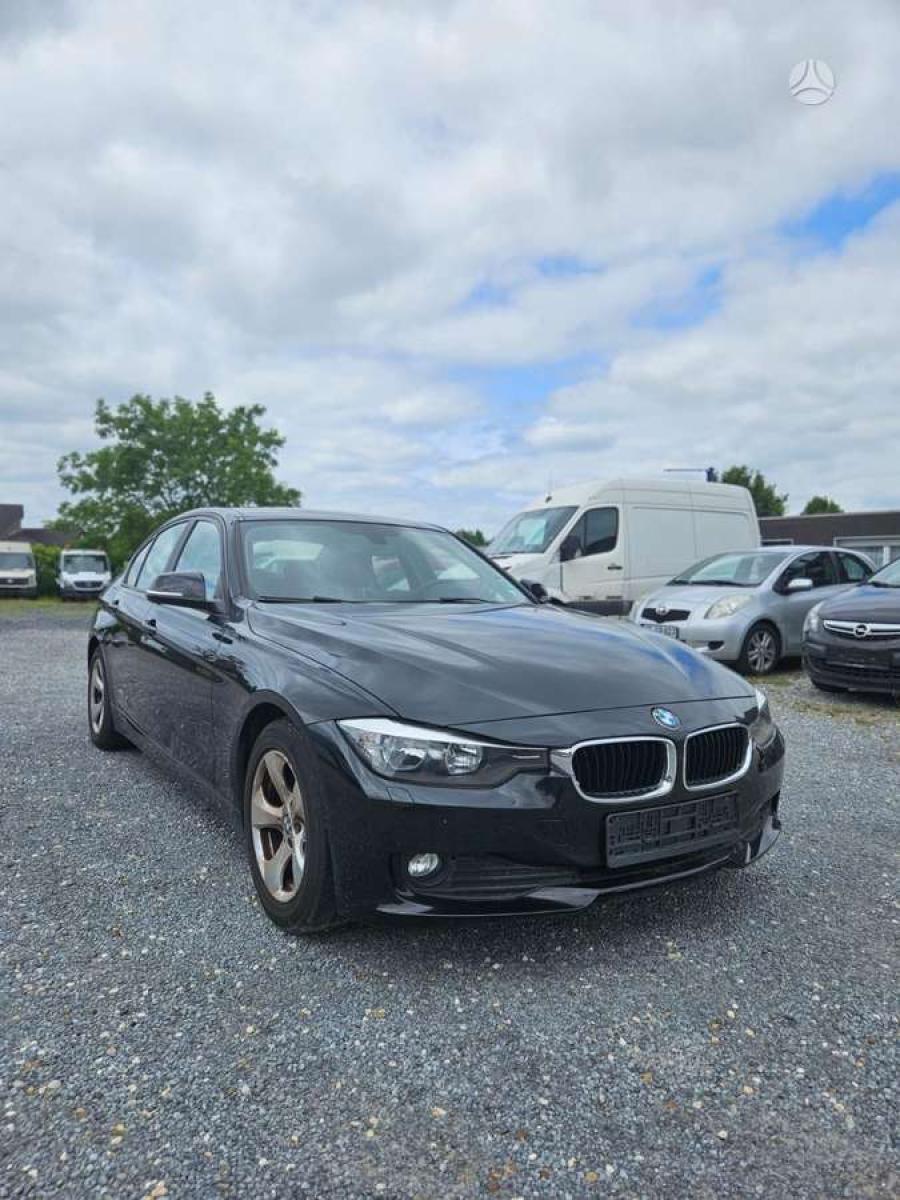 Grey BMW 320 2015 in Kaunas, with an engine capacity of 2.00 L and mileage of 165 thousand km for 5500 €, photo 1 on AUTOMOTO.COM.LV