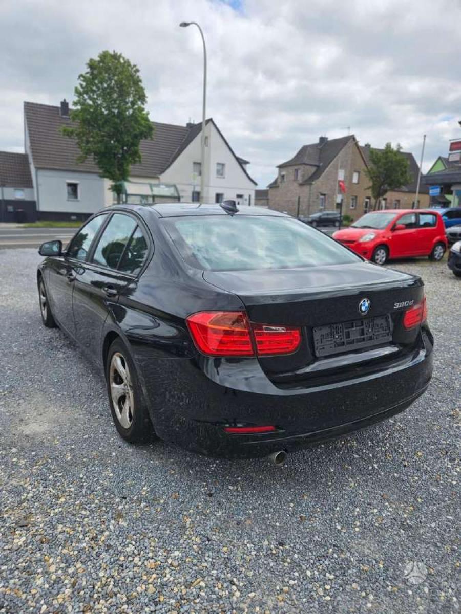 Grey BMW 320 2015 in Kaunas, with an engine capacity of 2.00 L and mileage of 165 thousand km for 5500 €, photo 6 on AUTOMOTO.COM.LV
