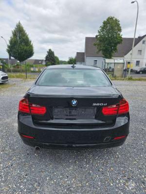 Grey BMW 320 2015 in Kaunas, with an engine capacity of 2.00 L and mileage of 165 thousand km for 5500 €, photo 7 on AUTOMOTO.COM.LV
