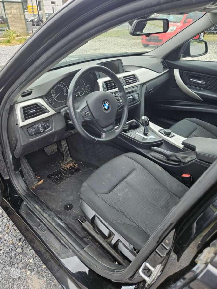 Grey BMW 320 2015 in Kaunas, with an engine capacity of 2.00 L and mileage of 165 thousand km for 5500 €, photo 11 on AUTOMOTO.COM.LV
