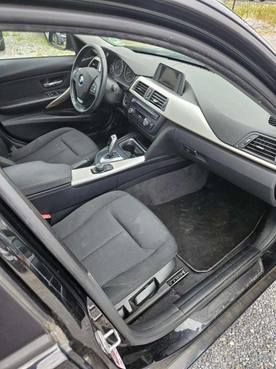 Grey BMW 320 2015 in Kaunas, with an engine capacity of 2.00 L and mileage of 165 thousand km for 5500 €, photo 12 on AUTOMOTO.COM.LV