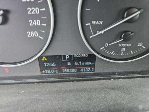 Grey BMW 320 2015 in Kaunas, with an engine capacity of 2.00 L and mileage of 165 thousand km for 5500 €, photo 13 on AUTOMOTO.COM.LV