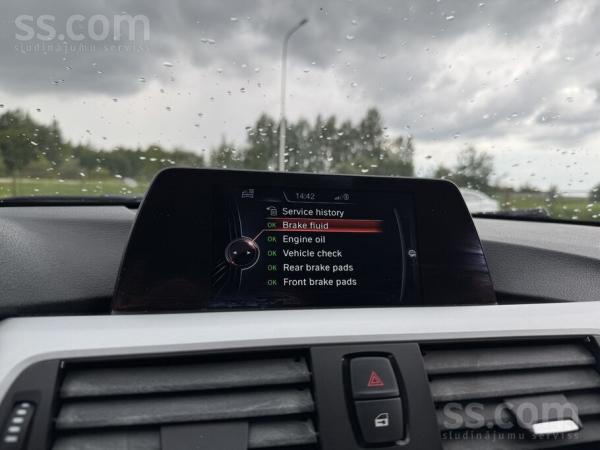 Grey BMW 320 2015 in Riga, with an engine capacity of 2.00 L and mileage of 197 thousand km for 10999 €, photo 6 on AUTOMOTO.COM.LV