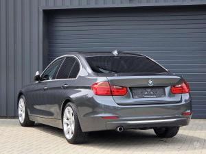 Grey BMW 320 2015 in Kaunas, with an engine capacity of 2.00 L and mileage of 300 thousand km for 10750 €, photo 3 on AUTOMOTO.COM.LV
