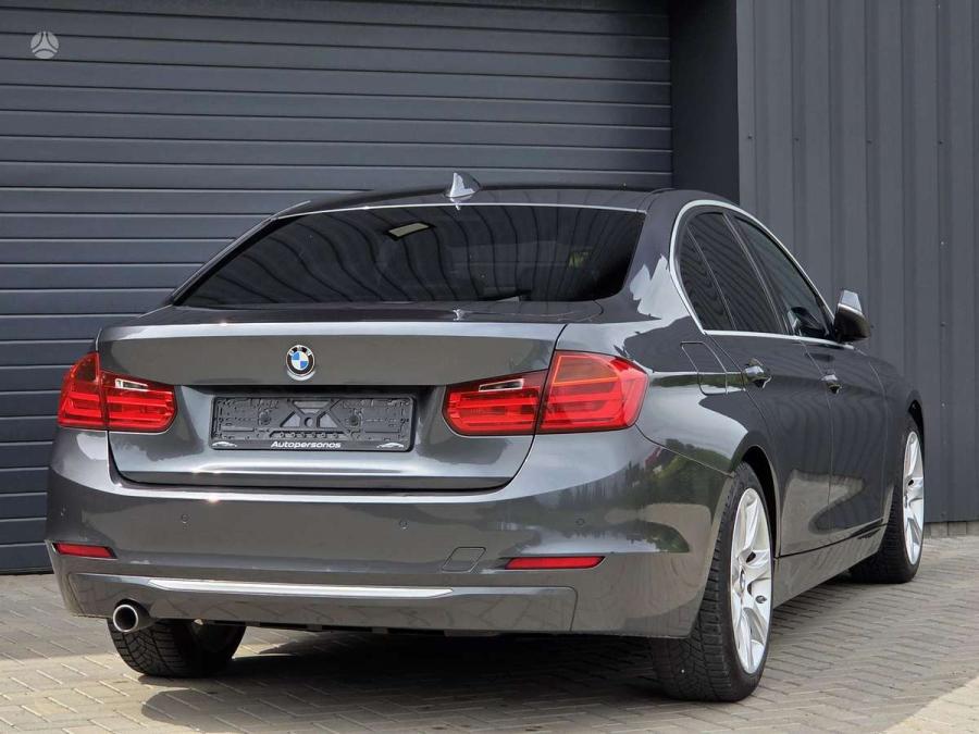 Grey BMW 320 2015 in Kaunas, with an engine capacity of 2.00 L and mileage of 300 thousand km for 10750 €, photo 4 on AUTOMOTO.COM.LV