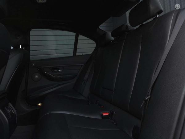 Pelēks BMW 320 2015 Kauņa, ar dzinēja tilpumu 2.00 L un nobraukumu 300 tūkst. km par 10750 €, foto 11 vietnē AUTOMOTO.COM.LV