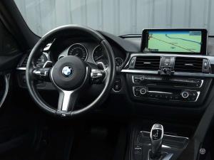 Grey BMW 320 2015 in Kaunas, with an engine capacity of 2.00 L and mileage of 300 thousand km for 10750 €, photo 12 on AUTOMOTO.COM.LV