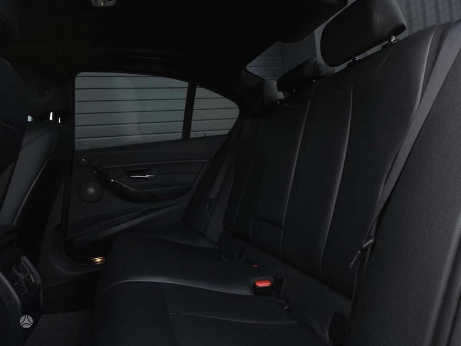 Grey BMW 320 2015 in Kaunas, with an engine capacity of 2.00 L and mileage of 300 thousand km for 10750 €, photo 14 on AUTOMOTO.COM.LV