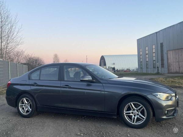 Pelēks BMW 320 2016 Kauņa, ar dzinēja tilpumu 2.00 L un nobraukumu 273 tūkst. km par 7950 €, foto 7 vietnē AUTOMOTO.COM.LV