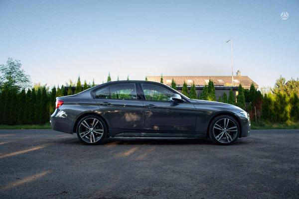Pelēks BMW 320 2016 Elektrėnai, ar dzinēja tilpumu 2.00 L un nobraukumu 245 tūkst. km par 14550 €, foto 7 vietnē AUTOMOTO.COM.LV