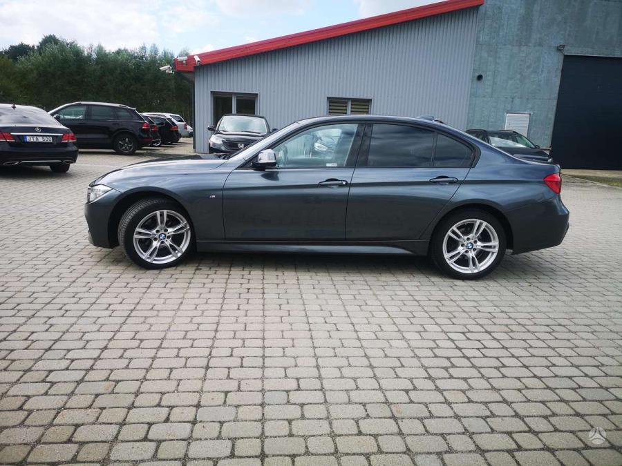 Grey BMW 320 2016 in Radviliskis, with an engine capacity of 2.00 L and mileage of 176 thousand km for 16200 €, photo 3 on AUTOMOTO.COM.LV