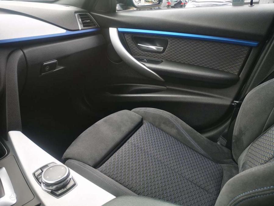 Grey BMW 320 2016 in Radviliskis, with an engine capacity of 2.00 L and mileage of 176 thousand km for 16200 €, photo 13 on AUTOMOTO.COM.LV