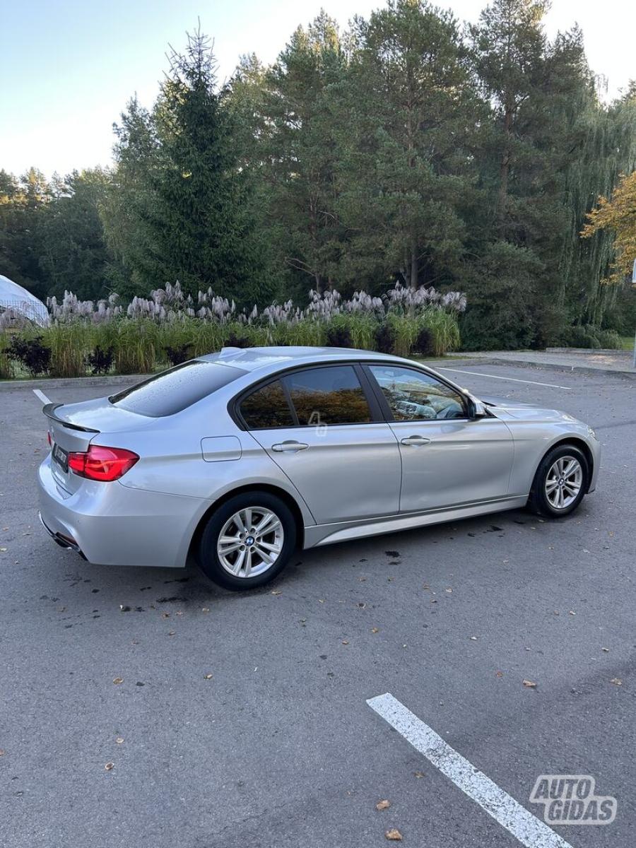 Pelēks BMW 320 2016 Panevēža, ar dzinēja tilpumu 2.00 L un nobraukumu 209 tūkst. km par 11700 €, foto 5 vietnē AUTOMOTO.COM.LV