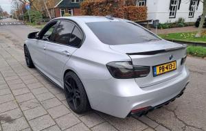 Grey BMW 320 2017 in Kaunas, with an engine capacity of 2.00 L and mileage of 190 thousand km for 9900 €, photo 3 on AUTOMOTO.COM.LV