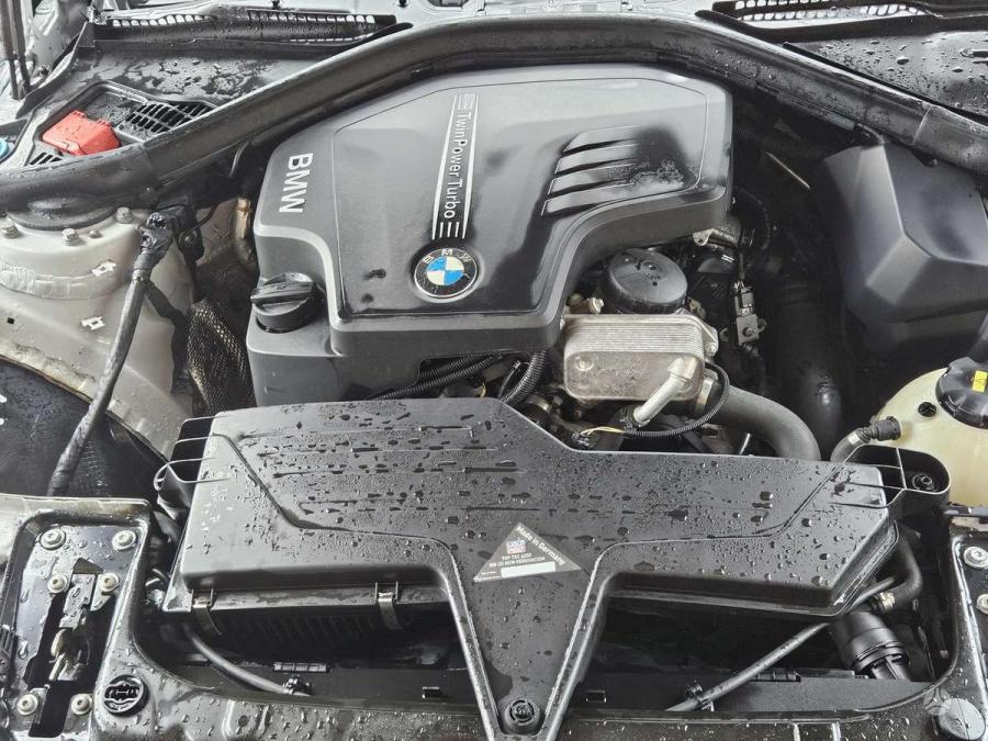 Grey BMW 320 2017 in Kaunas, with an engine capacity of 2.00 L and mileage of 169 thousand km for 12000 €, photo 18 on AUTOMOTO.COM.LV