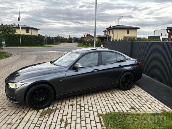 Grey BMW 320 2017 in Riga, with an engine capacity of 2.00 L and mileage of 238 thousand km for 15500 €, photo 7 on AUTOMOTO.COM.LV