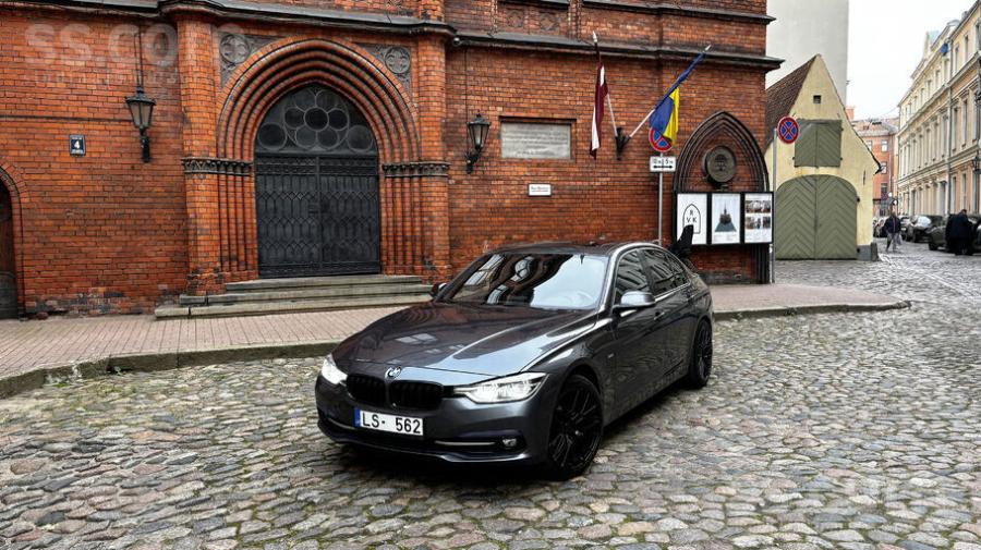 Pelēks BMW 320 2017 Rīga, ar dzinēja tilpumu 2.00 L un nobraukumu 238 tūkst. km par 13500 €, foto 1 vietnē AUTOMOTO.COM.LV