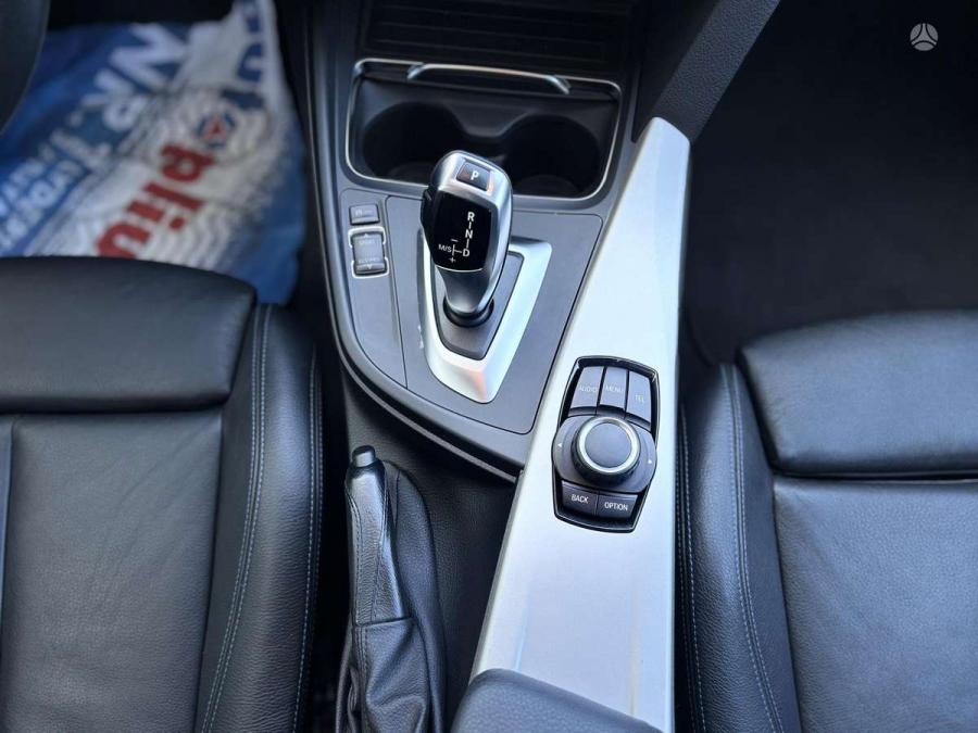 Pelēks BMW 320 2018 Kauņa, ar dzinēja tilpumu 2.00 L un nobraukumu 206 tūkst. km par 11999 €, foto 32 vietnē AUTOMOTO.COM.LV