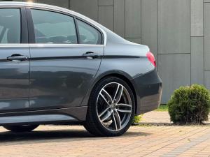 Grey BMW 320 2018 in Riga, with an engine capacity of 2.00 L and mileage of 179 thousand km for 16700 €, photo 8 on AUTOMOTO.COM.LV