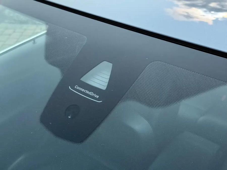 Grey BMW 320 2018 in Riga, with an engine capacity of 2.00 L and mileage of 179 thousand km for 16700 €, photo 11 on AUTOMOTO.COM.LV