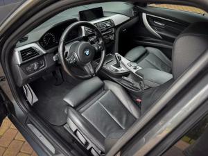 Grey BMW 320 2018 in Riga, with an engine capacity of 2.00 L and mileage of 179 thousand km for 16700 €, photo 17 on AUTOMOTO.COM.LV