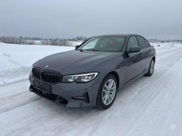 Pelēks BMW 320 2019 Panevēža, ar dzinēja tilpumu 2.00 L un nobraukumu 85 tūkst. km par 22700 €, foto 1 vietnē AUTOMOTO.COM.LV