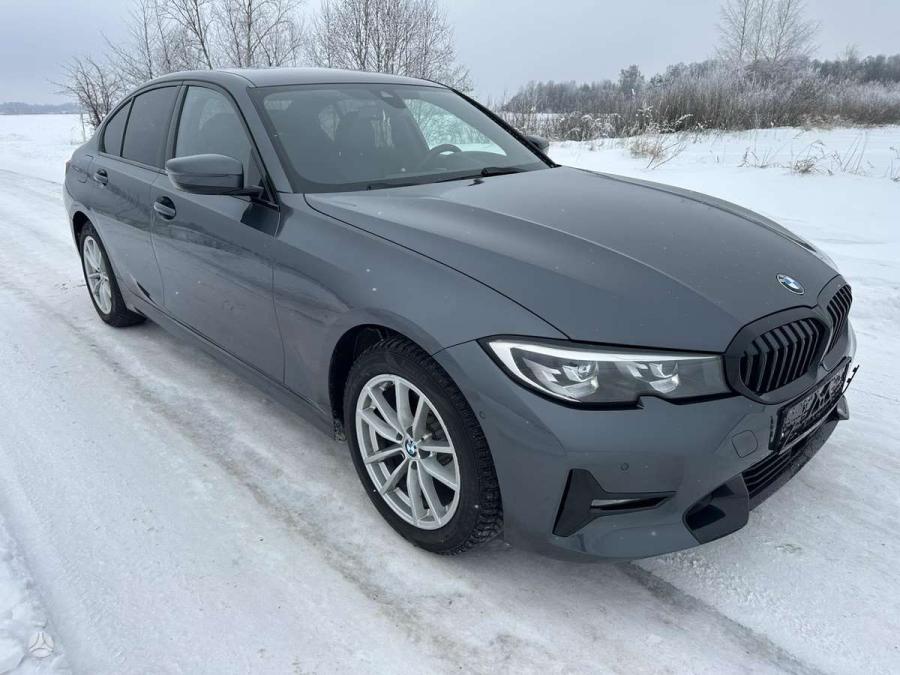 Grey BMW 320 2019 in Panevezys, with an engine capacity of 2.00 L and mileage of 85 thousand km for 22700 €, photo 2 on AUTOMOTO.COM.LV