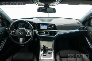 Grey BMW 320 2019 in Riga, with an engine capacity of 2.00 L and mileage of 109 thousand km for 28900 €, photo 7 on AUTOMOTO.COM.LV