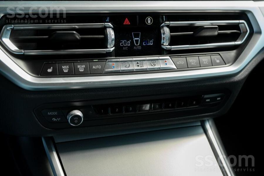 Grey BMW 320 2019 in Riga, with an engine capacity of 2.00 L and mileage of 109 thousand km for 28900 €, photo 17 on AUTOMOTO.COM.LV
