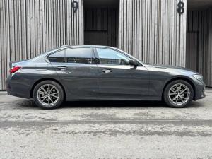 Pelēks BMW 320 2019 Rīga, ar dzinēja tilpumu 2.00 L un nobraukumu 177 tūkst. km par 23900 €, foto 4 vietnē AUTOMOTO.COM.LV