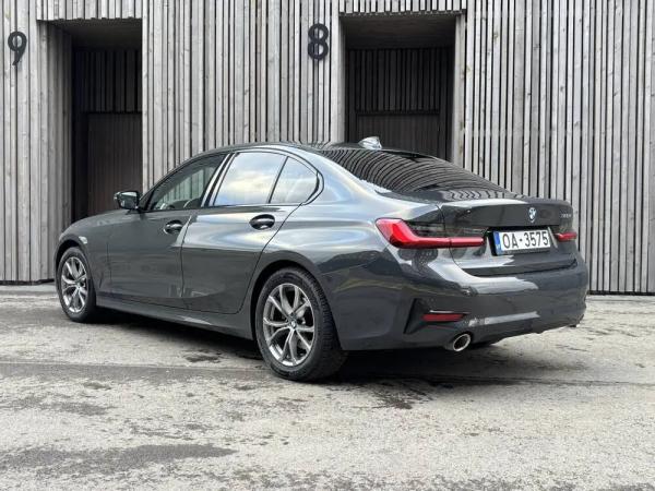 Grey BMW 320 2019 in Riga, with an engine capacity of 2.00 L and mileage of 177 thousand km for 23900 €, photo 6 on AUTOMOTO.COM.LV