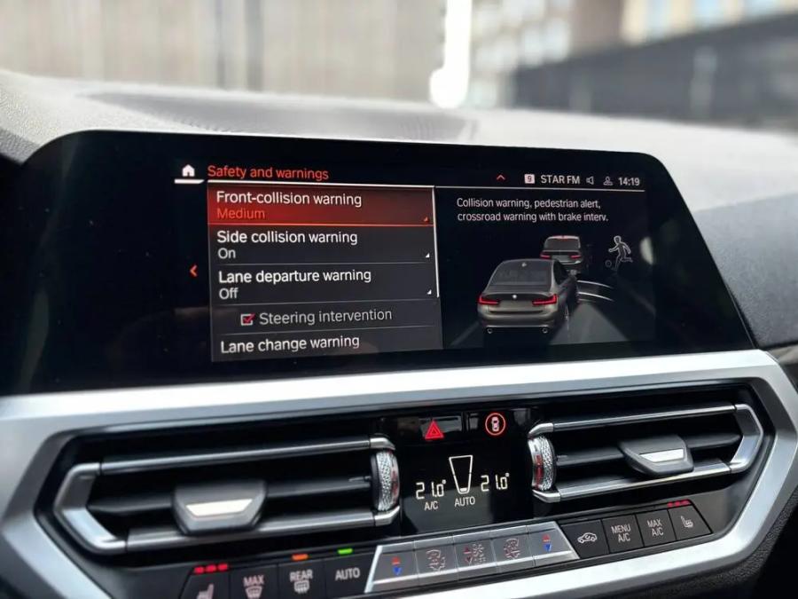 Pelēks BMW 320 2019 Rīga, ar dzinēja tilpumu 2.00 L un nobraukumu 177 tūkst. km par 23900 €, foto 21 vietnē AUTOMOTO.COM.LV