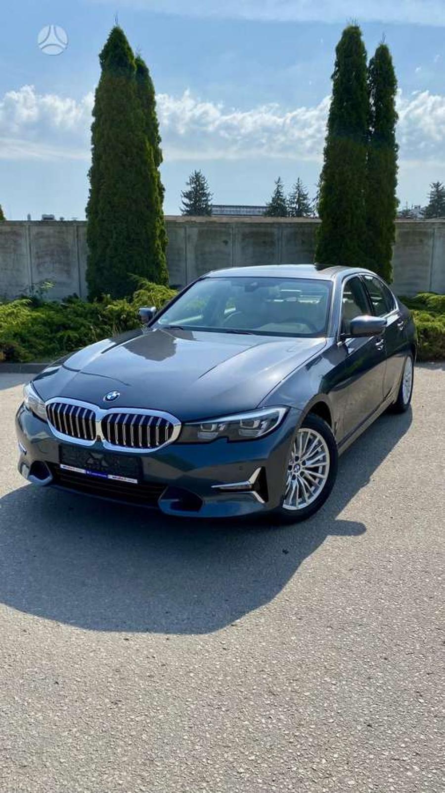 Grey BMW 320 2019 in Marijampole, with an engine capacity of 2.00 L and mileage of 20 thousand km for 24100 €, photo 1 on AUTOMOTO.COM.LV