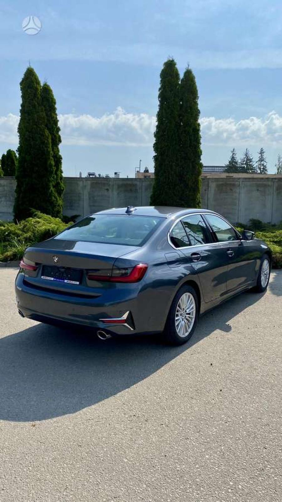 Grey BMW 320 2019 in Marijampole, with an engine capacity of 2.00 L and mileage of 20 thousand km for 24100 €, photo 3 on AUTOMOTO.COM.LV