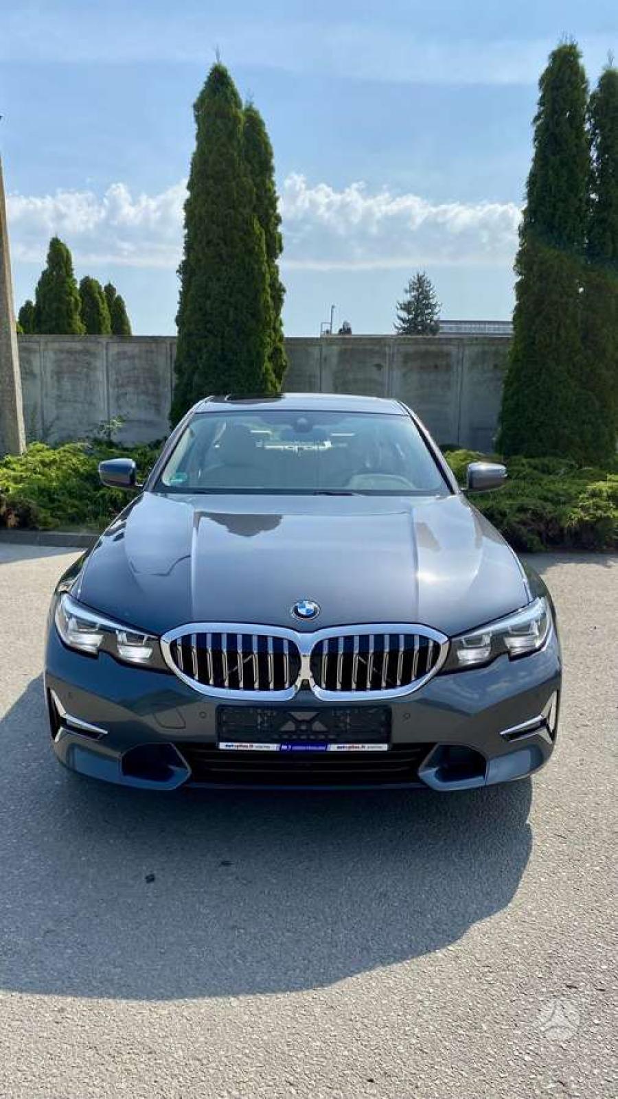 Grey BMW 320 2019 in Marijampole, with an engine capacity of 2.00 L and mileage of 20 thousand km for 24100 €, photo 4 on AUTOMOTO.COM.LV
