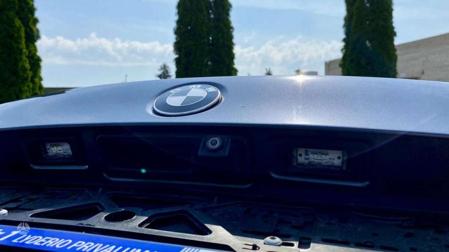 Grey BMW 320 2019 in Marijampole, with an engine capacity of 2.00 L and mileage of 20 thousand km for 24100 €, photo 15 on AUTOMOTO.COM.LV
