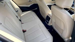 Grey BMW 320 2019 in Marijampole, with an engine capacity of 2.00 L and mileage of 20 thousand km for 24100 €, photo 10 on AUTOMOTO.COM.LV