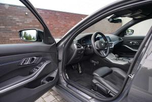 Pelēks BMW 320 2019 Marijampole, ar dzinēja tilpumu 2.00 L un nobraukumu 273 tūkst. km par 21950 €, foto 22 vietnē AUTOMOTO.COM.LV