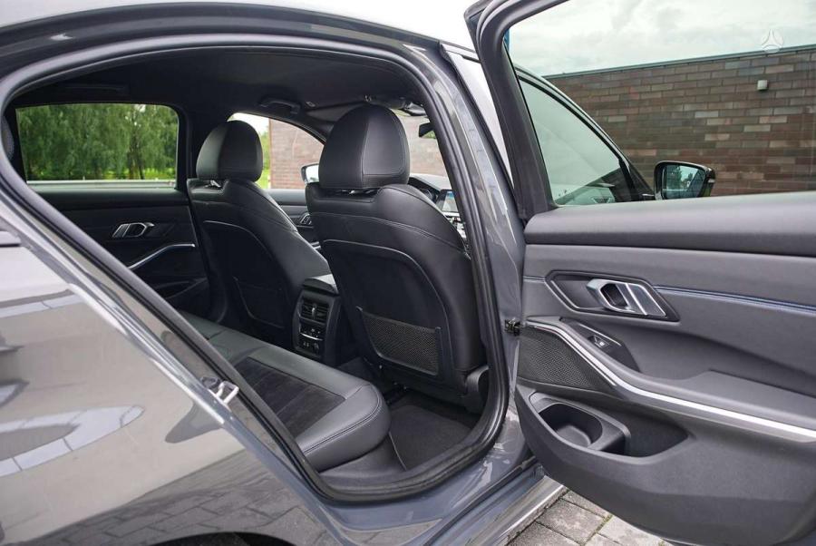 Pelēks BMW 320 2019 Marijampole, ar dzinēja tilpumu 2.00 L un nobraukumu 273 tūkst. km par 21950 €, foto 31 vietnē AUTOMOTO.COM.LV