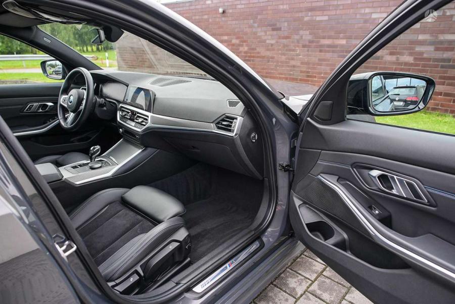Pelēks BMW 320 2019 Marijampole, ar dzinēja tilpumu 2.00 L un nobraukumu 273 tūkst. km par 21950 €, foto 33 vietnē AUTOMOTO.COM.LV