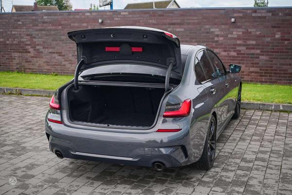 Grey BMW 320 2019 in Marijampole, with an engine capacity of 2.00 L and mileage of 273 thousand km for 21950 €, photo 10 on AUTOMOTO.COM.LV